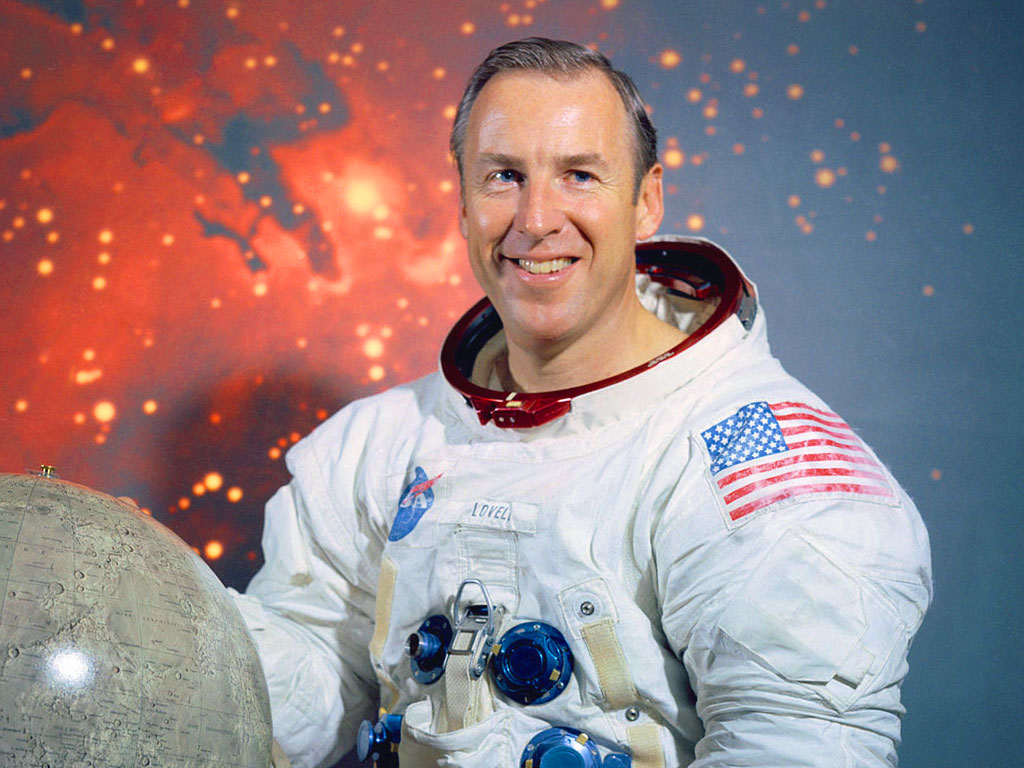 Jim Lovell, Apollo 13 Commander, Dies at 97 » ¡Que Onda Magazine!
