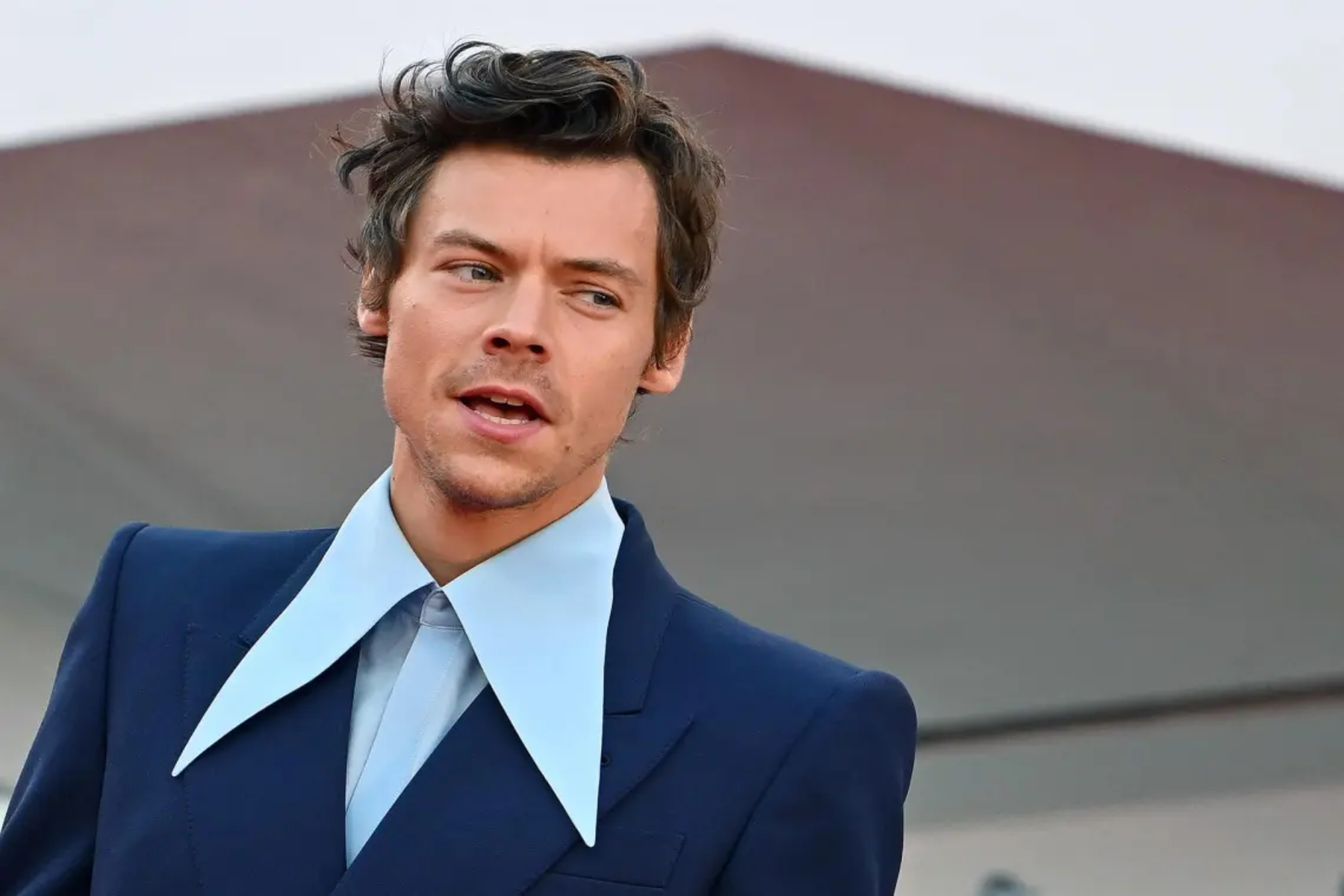 Harry Styles Ends Hiatus With Surprise YouTube Release » ¡Que Onda ...